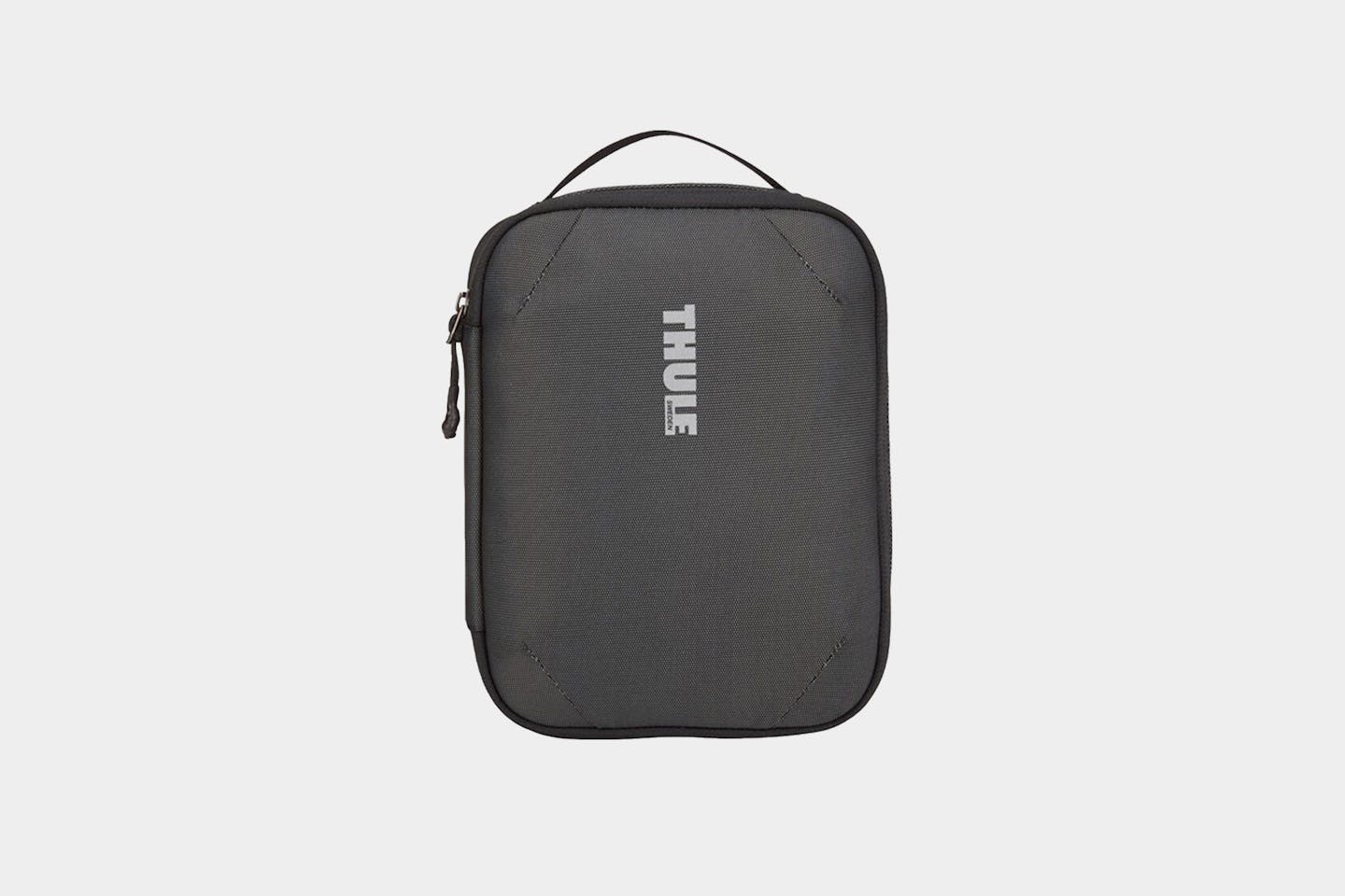 Thule Subterra Powershuttle Plus Review | Pack Hacker