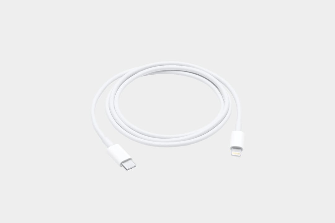 Apple USB-C to Lightning Cable | Pack Hacker