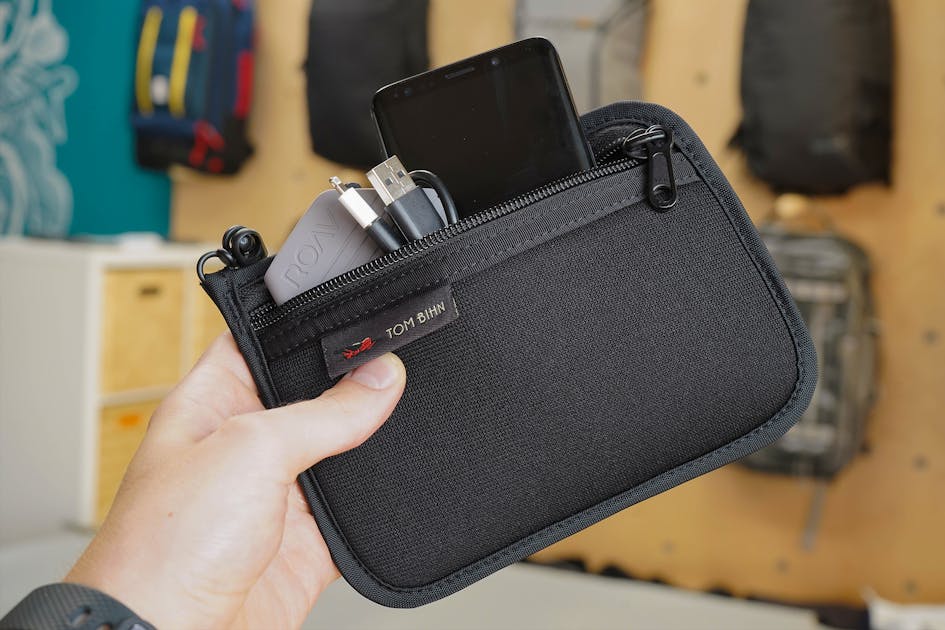 Tom Bihn Padded Organizer Pouch Review | Pack Hacker