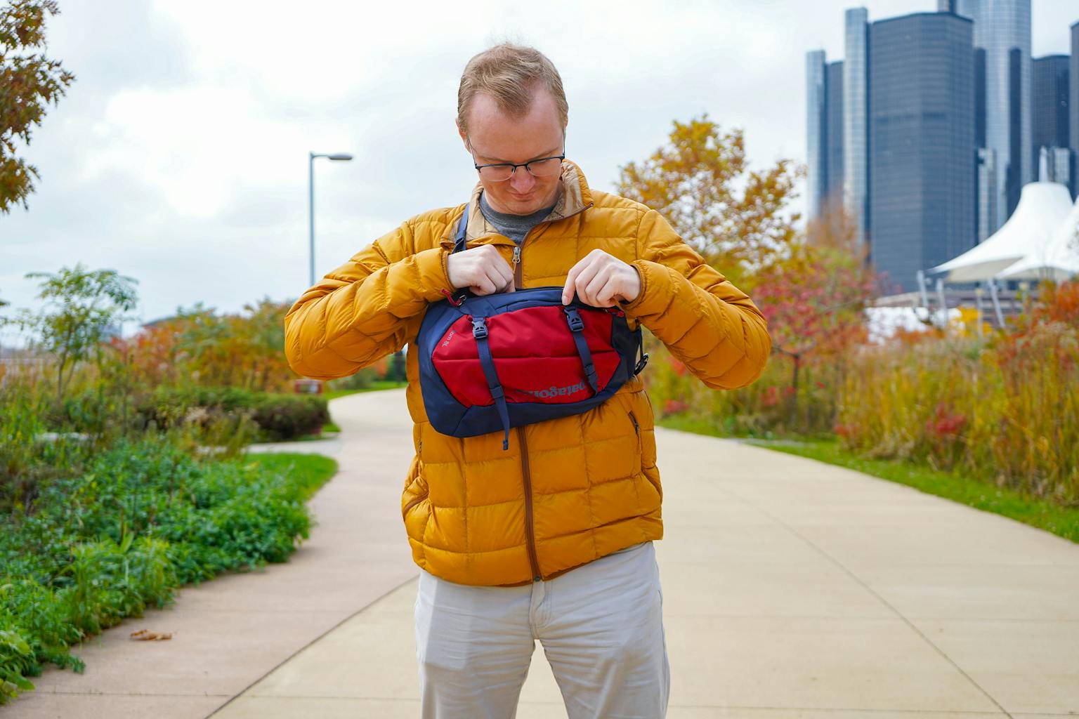 Patagonia Atom Sling (8L) Review | Pack Hacker