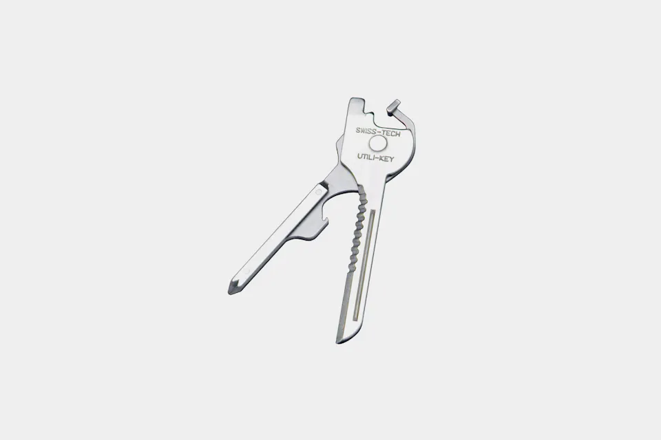 Swiss+Tech Utili-Key Review (discreet multi-tool) | Pack Hacker