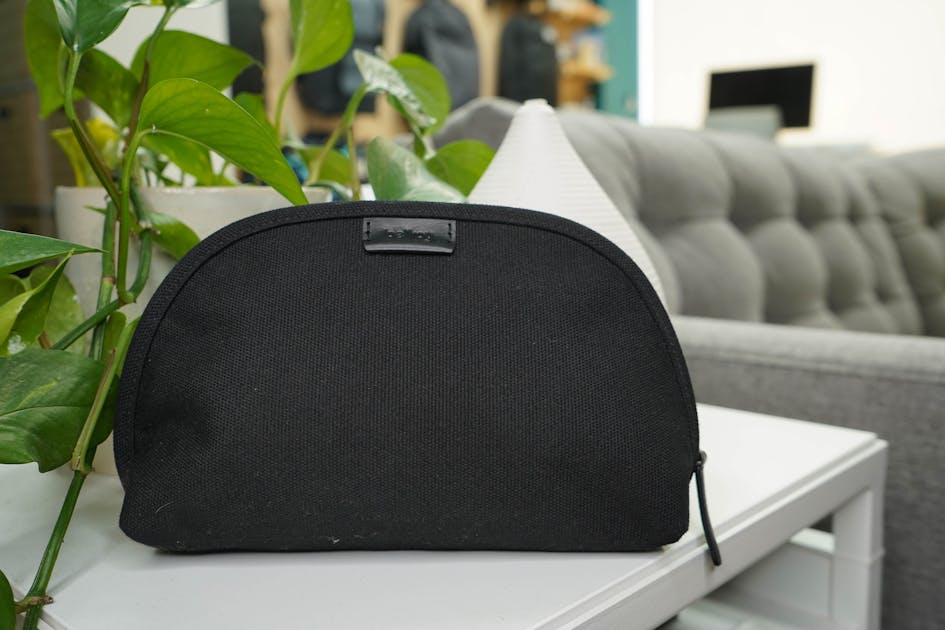 Bellroy Classic Pouch Review | Pack Hacker