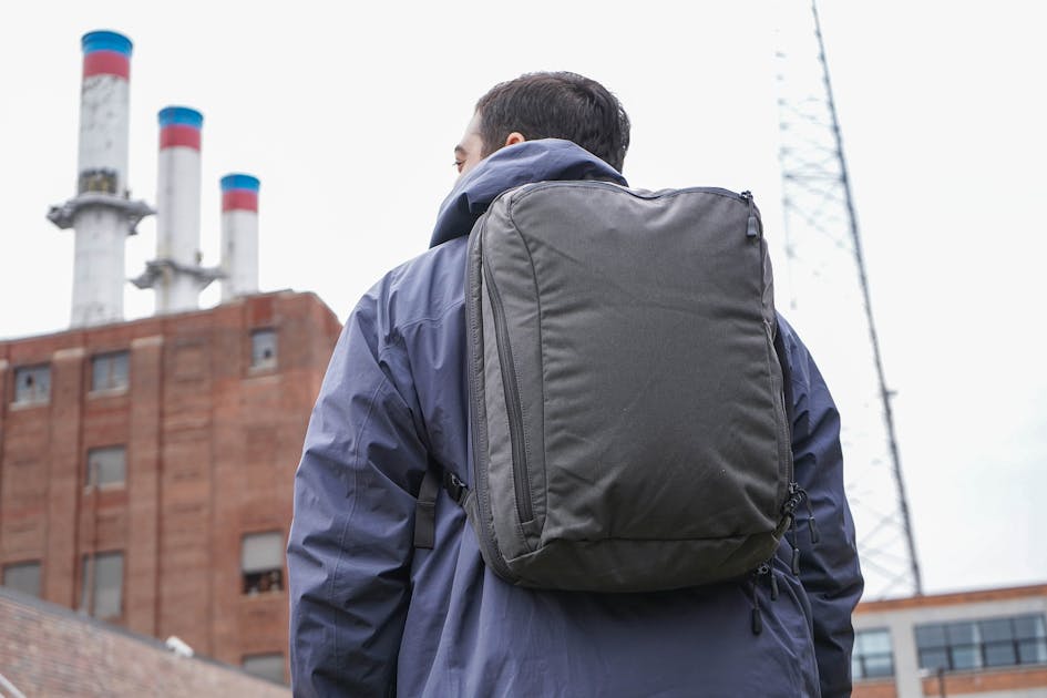 Minaal Daily Bag Review (Packable) | Pack Hacker