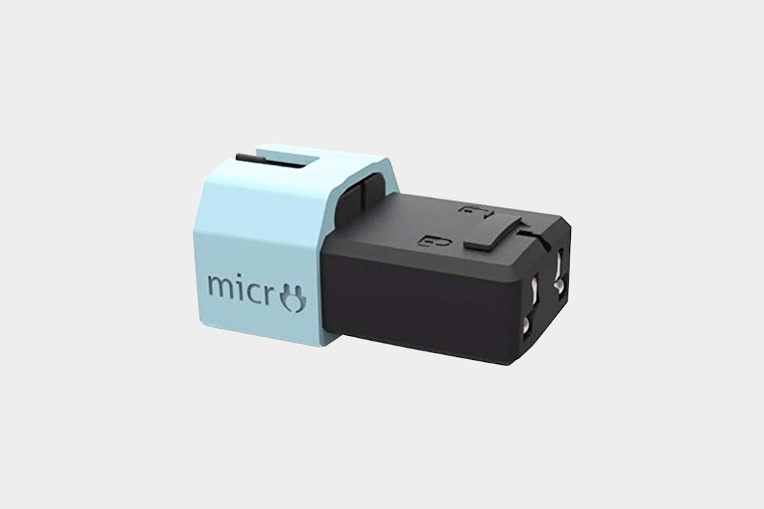 Trevel Micro Universal Travel Adapter | Pack Hacker