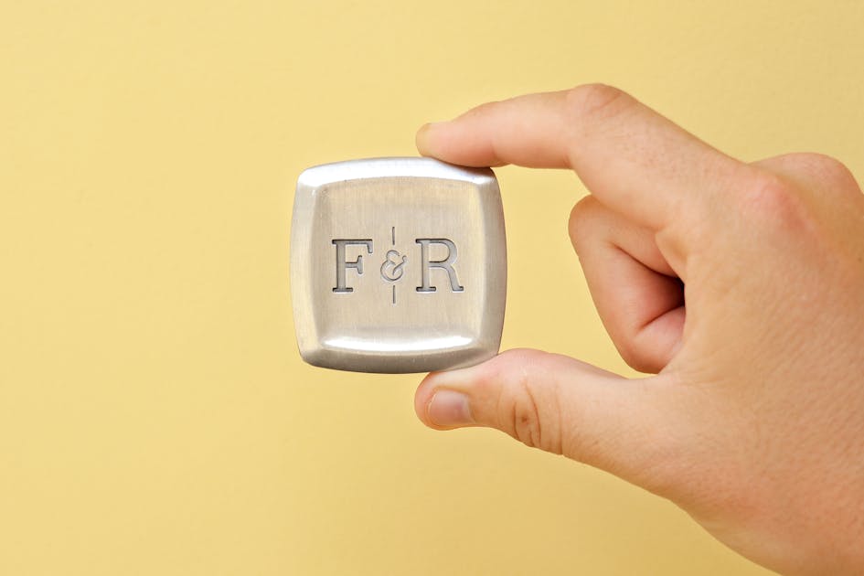 Fulton & Roark Solid Cologne Review | Pack Hacker