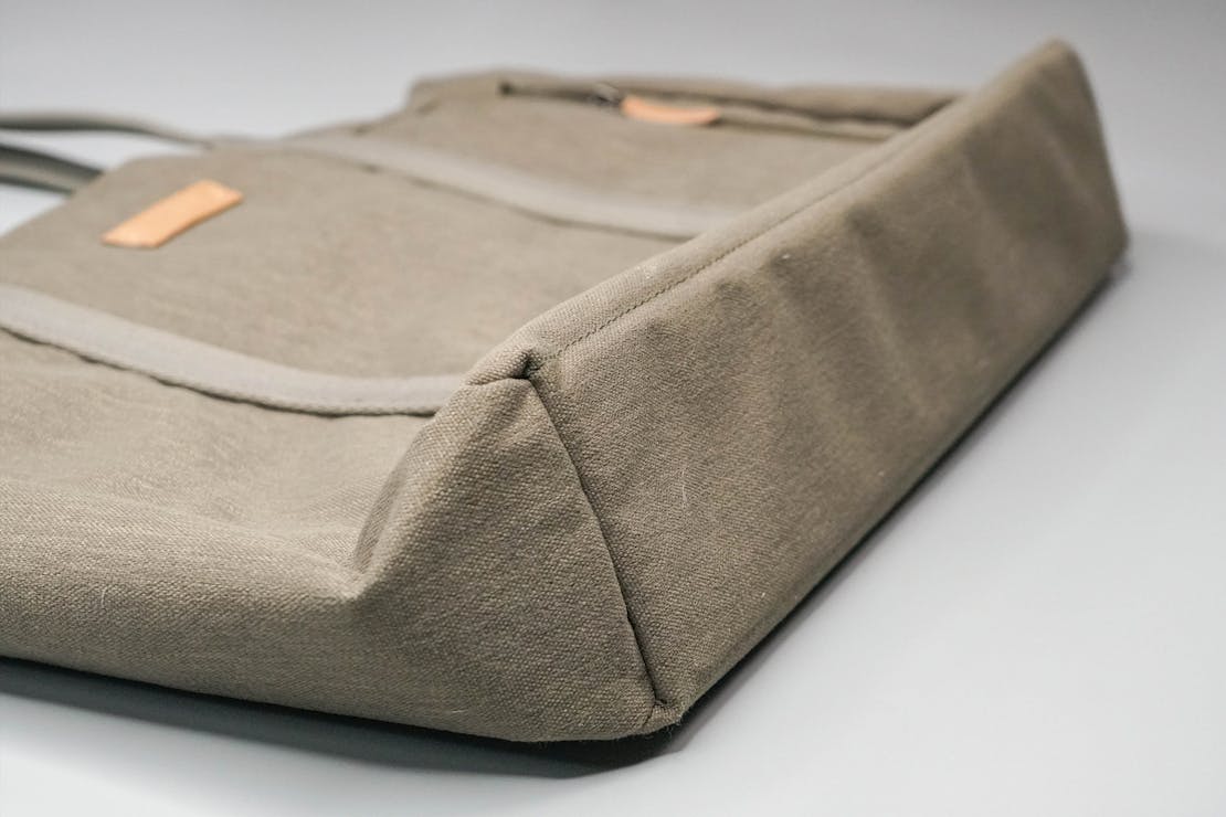 Bellroy Classic Tote Review | Pack Hacker