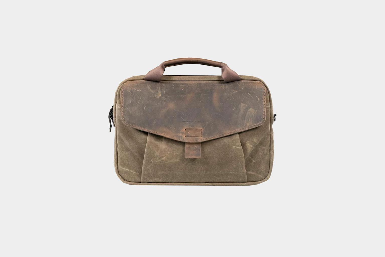 WaterField Designs Outback Duo Laptop Brief Review | Pack Hacker