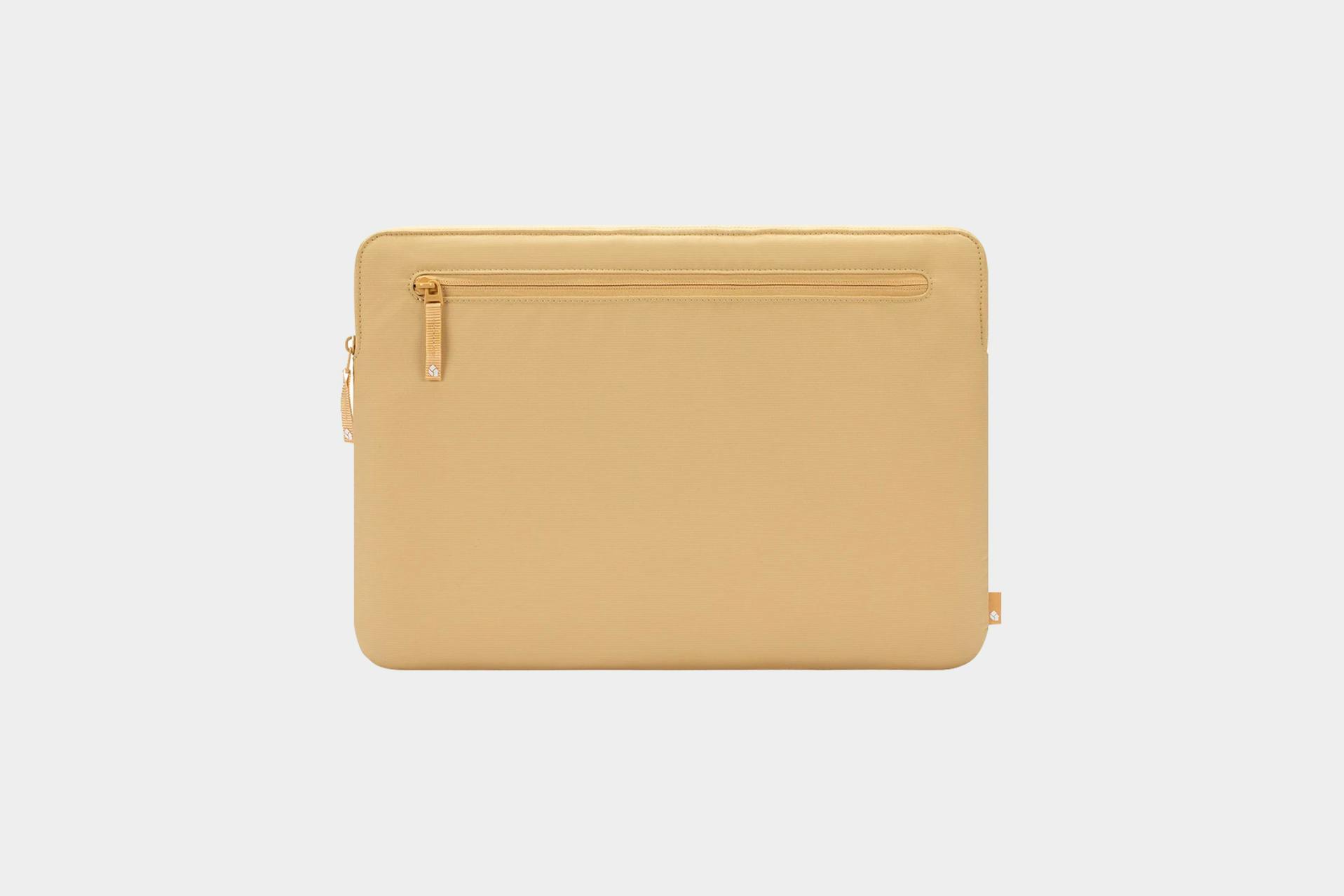 Incase Compact Sleeve With Bionic Review Pack Hacker