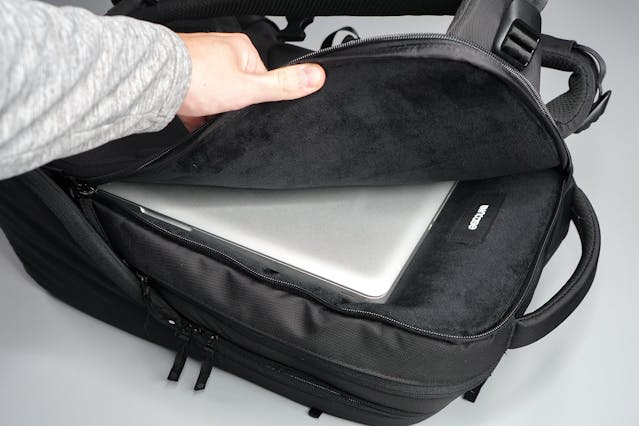 Best Laptop Bag For You: How To Pick In 2021 | Pack Hacker