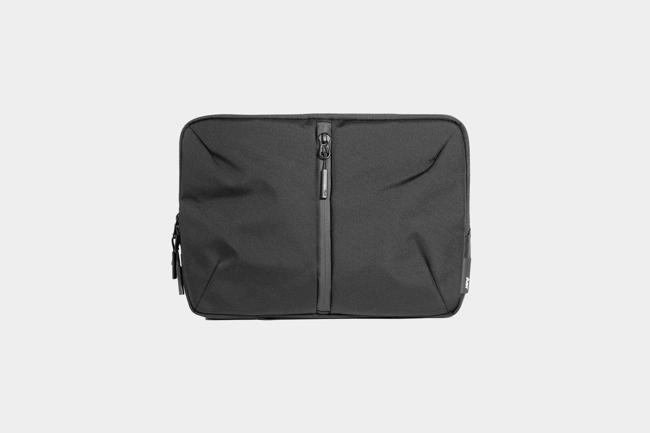 Aer Tech Folio 16″ Review | Pack Hacker