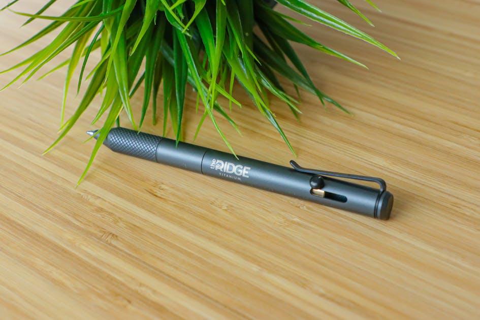 The Ridge Bolt Action Pen Review | Pack Hacker