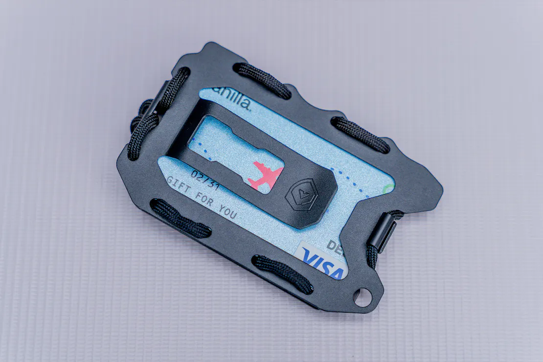 Best Minimalist Wallets for Everyday Carry | Pack Hacker