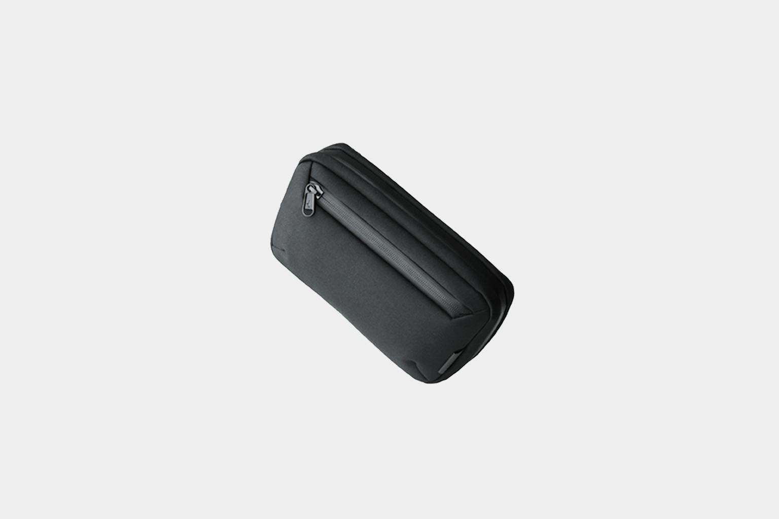 ALPAKA Elements Tech Case Review | Pack Hacker