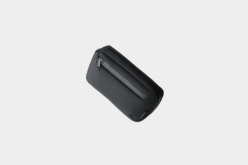 ALPAKA Elements Tech Case Review | Pack Hacker