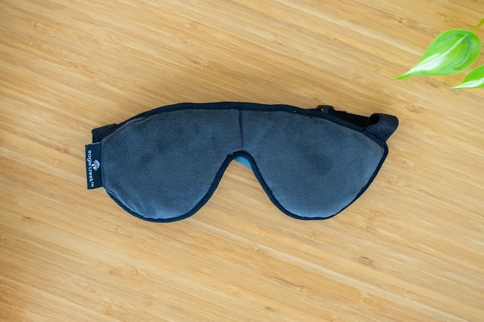 Eagle Creek Sandman Sleep Mask | Pack Hacker