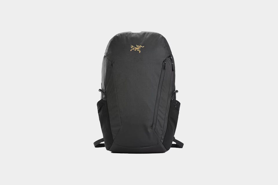 Peak Design Travel Backpack 30L Review | Pack Hacker