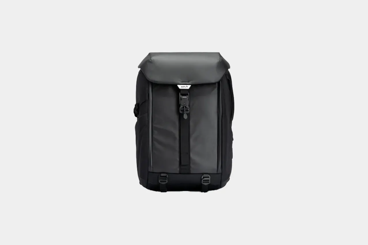 Mous Extreme Commuter Backpack with Lid Review | Pack Hacker