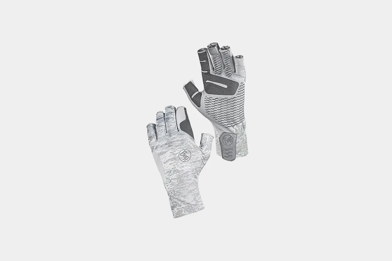 13 Best Winter Gloves for Cold Weather Travel | Pack Hacker