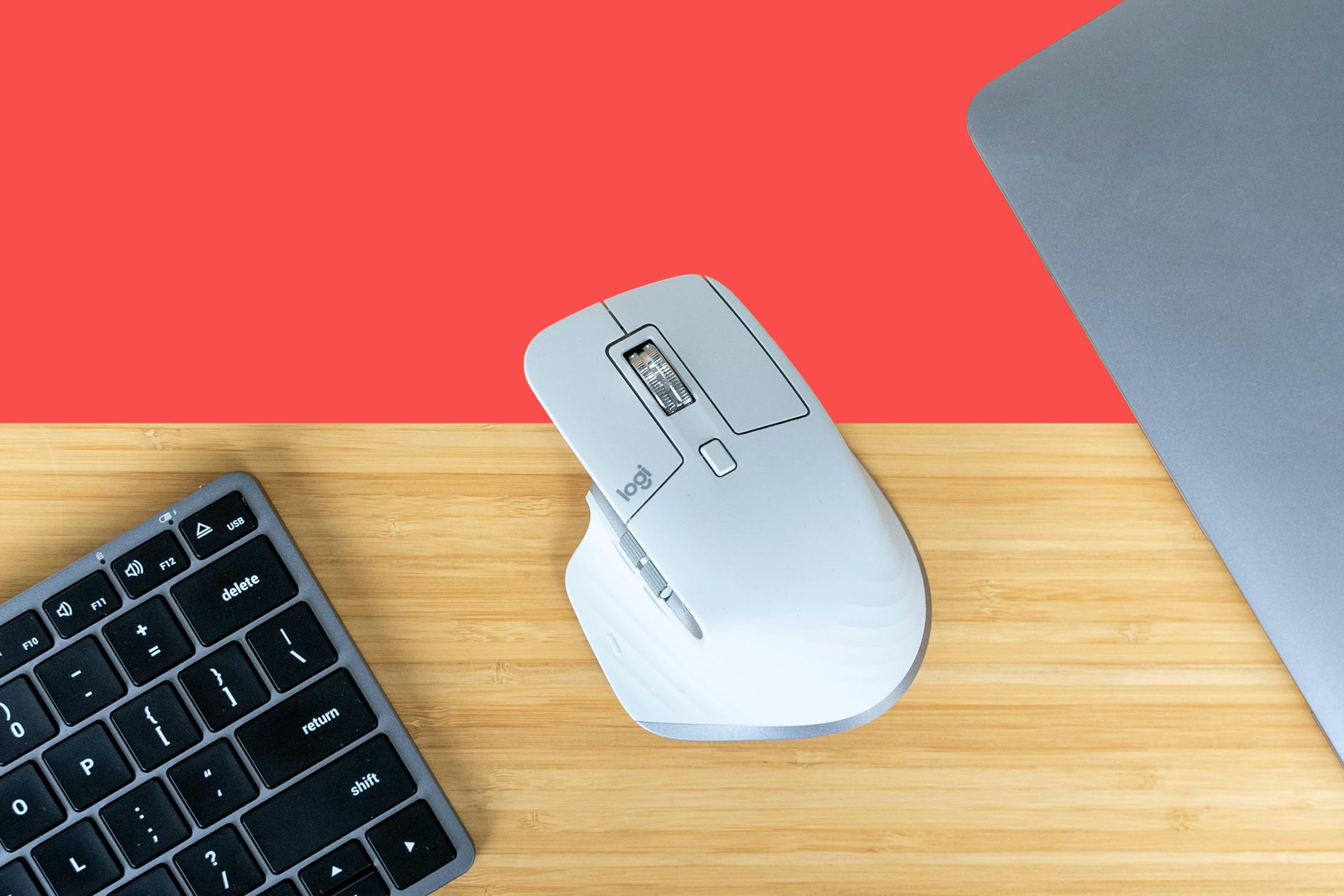 Best Travel Mouse For Remote Workers | Pack Hacker