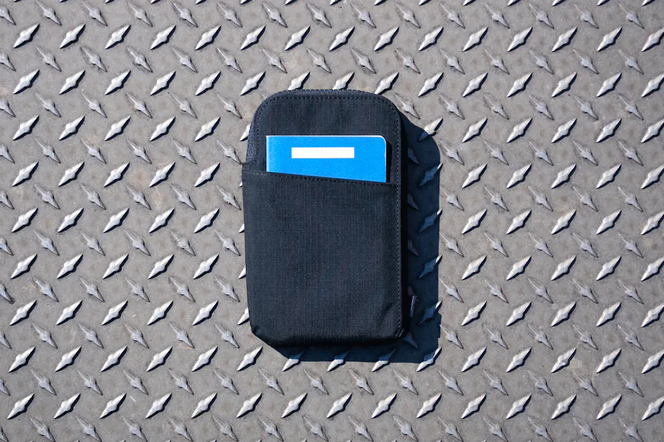 ALPAKA Zip Travel Wallet Review | Pack Hacker