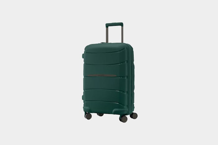 Samsonite Outline Pro Carry-On Spinner Review | Pack Hacker