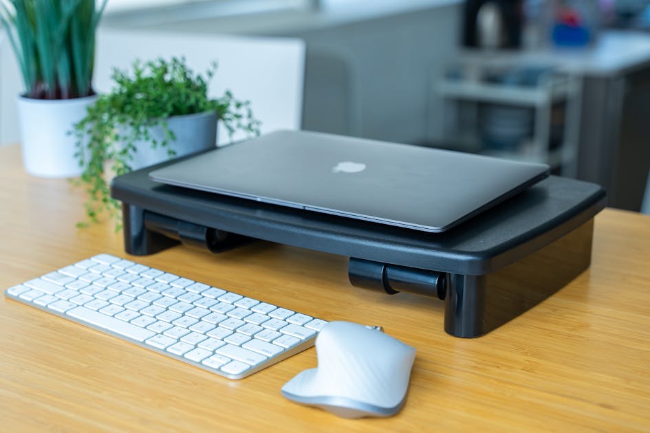 Amazon Basics Rectangular Adjustable Computer Monitor Riser Desk Stand ...