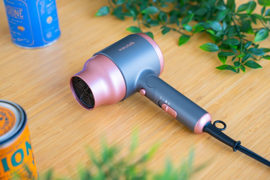 Wavytalk Portable Hair Dryer | Pack Hacker