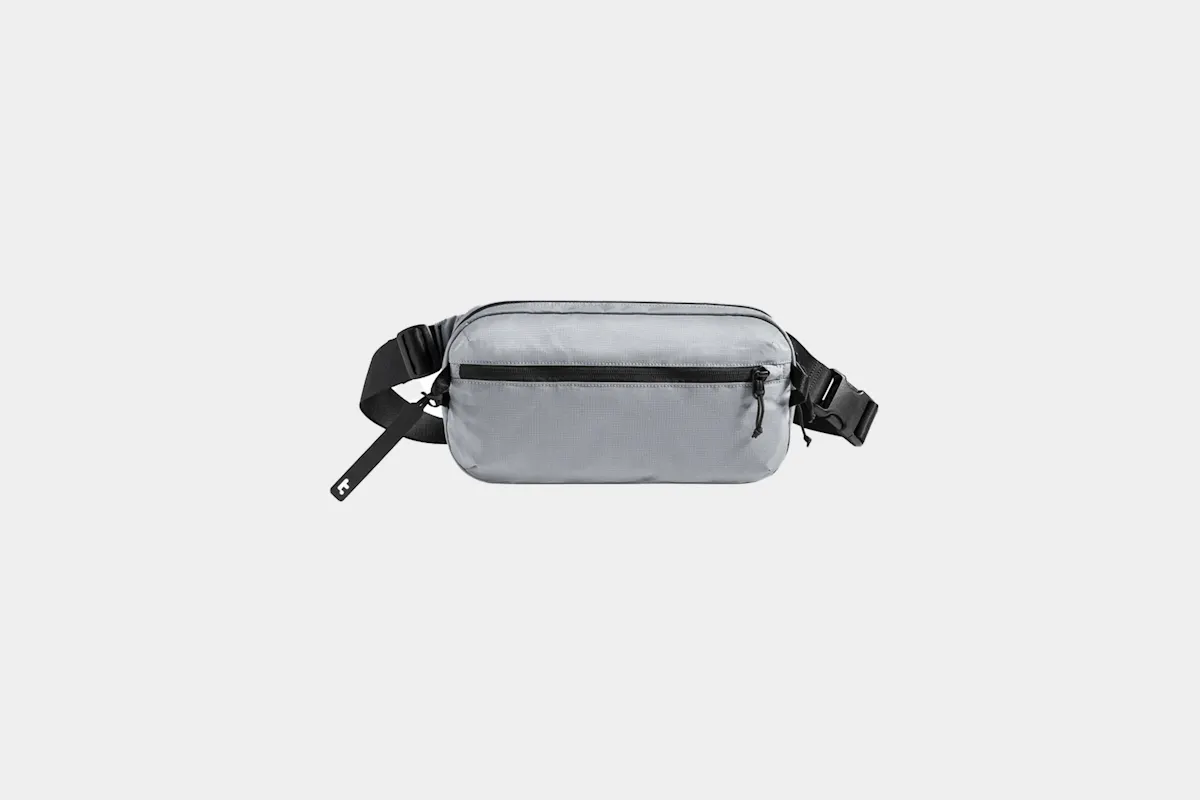 tomtoc Aviator-T33 Chest Bag 3.5L Review | Pack Hacker