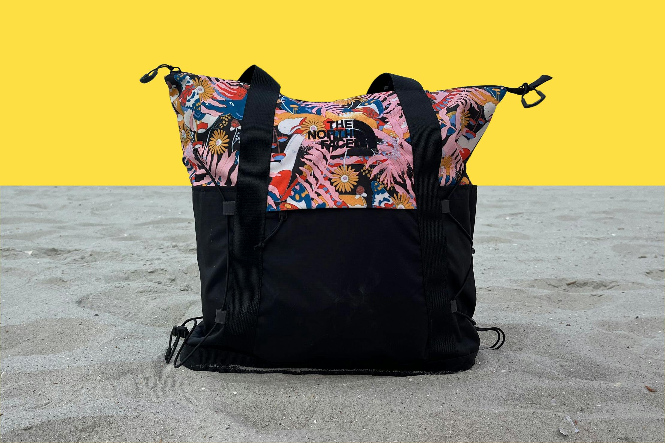 10 Best Beach Bags and Pool Totes | Pack Hacker