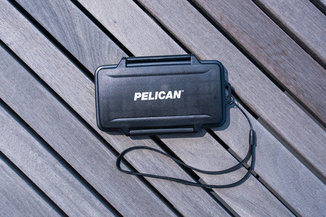 Pelican 0955 Micro Sport Wallet | Pack Hacker