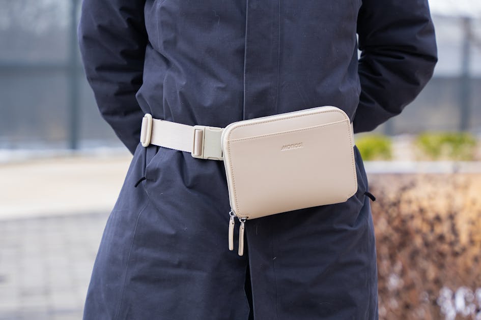 Monos Metro Belt Bag Review | Pack Hacker