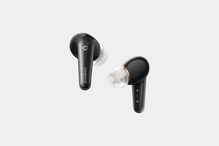 Best Travel Headphones for Airplanes | Pack Hacker