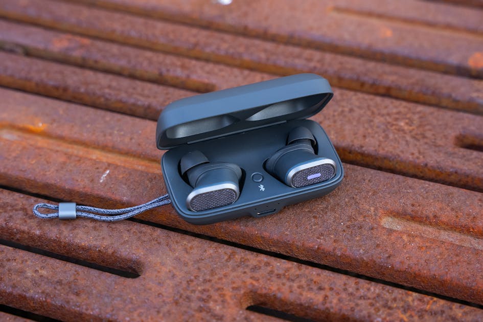 Logitech Zone True Wireless Earbuds | Pack Hacker