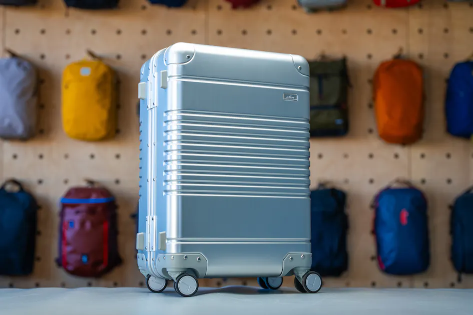 Arlo Skye Frame Carry-On Max (Aluminum Edition) | Pack Hacker