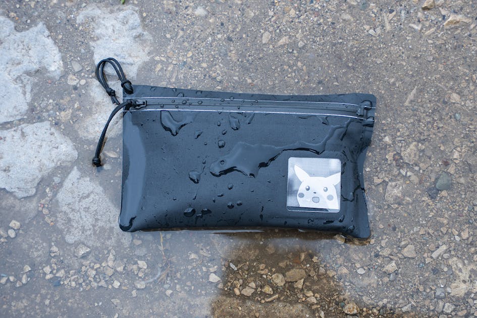 EVERGOODS ELEMENT Flat Pouch (Small) Review | Pack Hacker