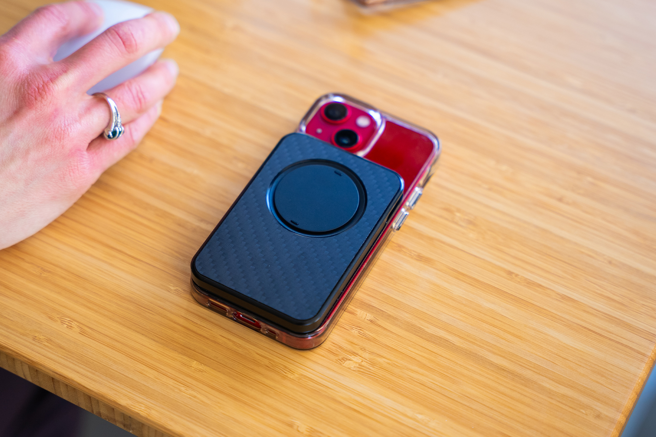 Ohsnap Snap Grip Wallet Review | Pack Hacker