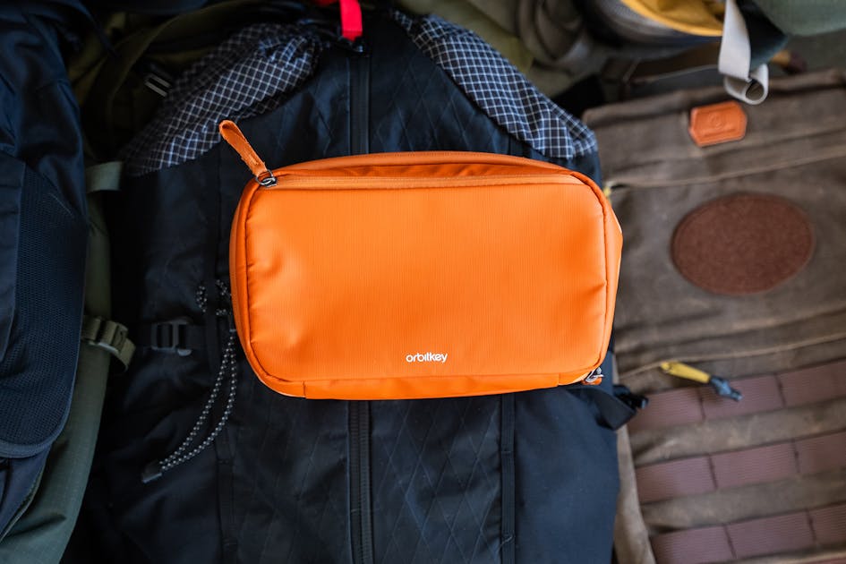 Orbitkey 2-in-1 Tech Pouch Review | Pack Hacker