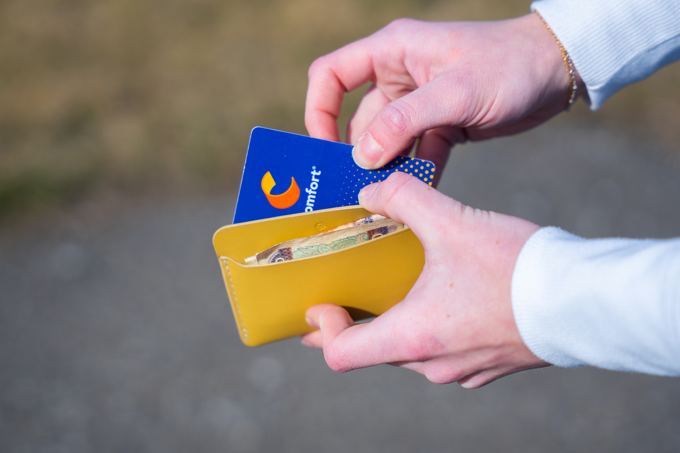 Bellroy Card Slip Review | Pack Hacker