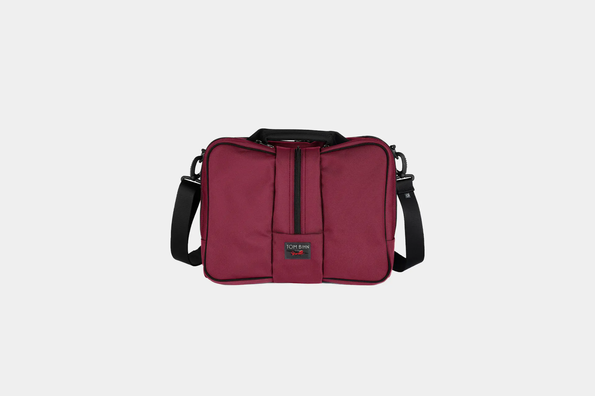 TOM BIHN Pilot Review | Pack Hacker
