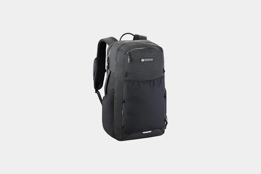 tomtoc Wander-T26 Daily Sling 5.5L Review | Pack Hacker