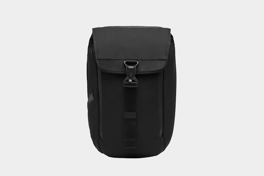 Mous Optimal Travel Backpack Review | Pack Hacker